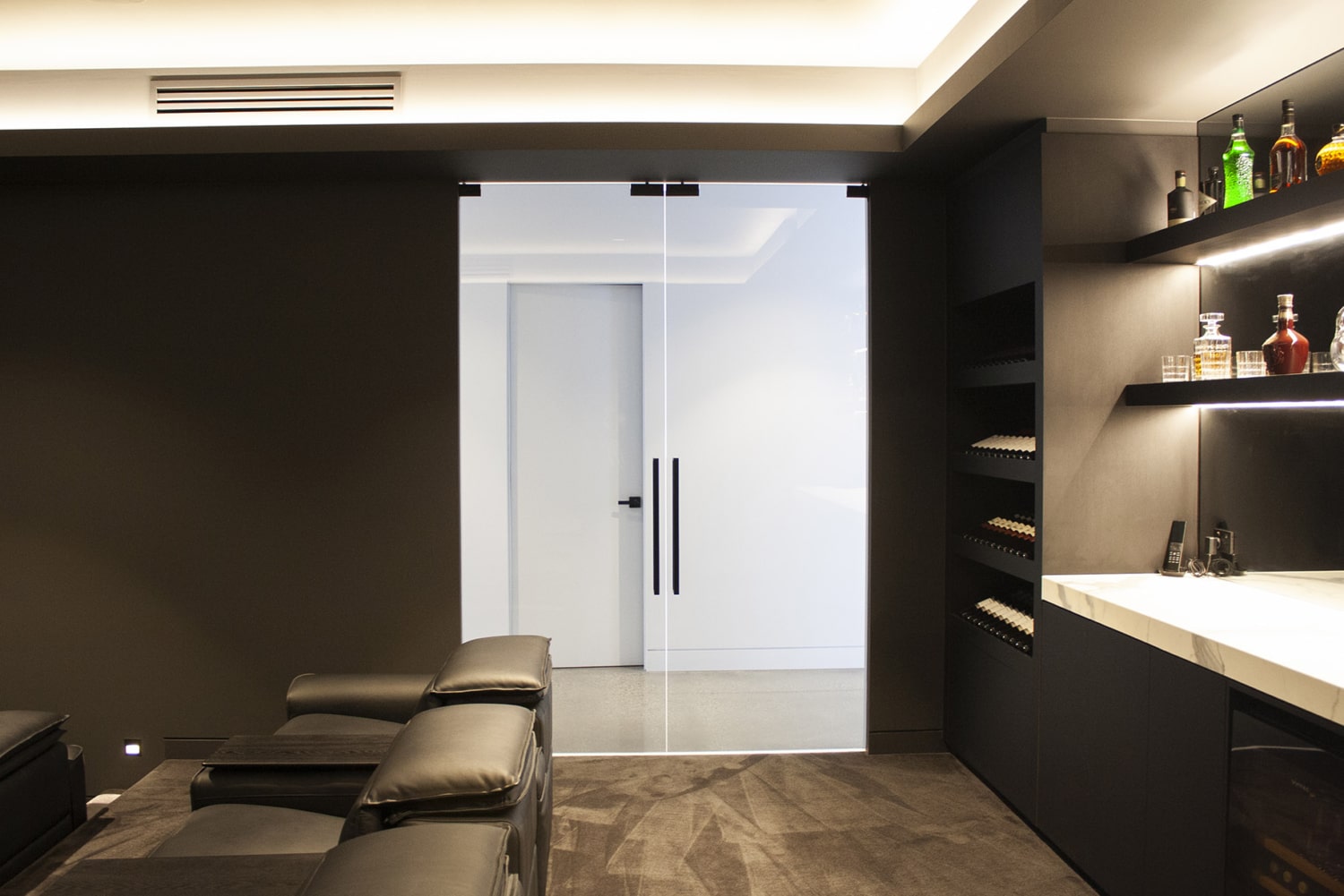 METINNO Flushline Cavity Door - ADX Depot