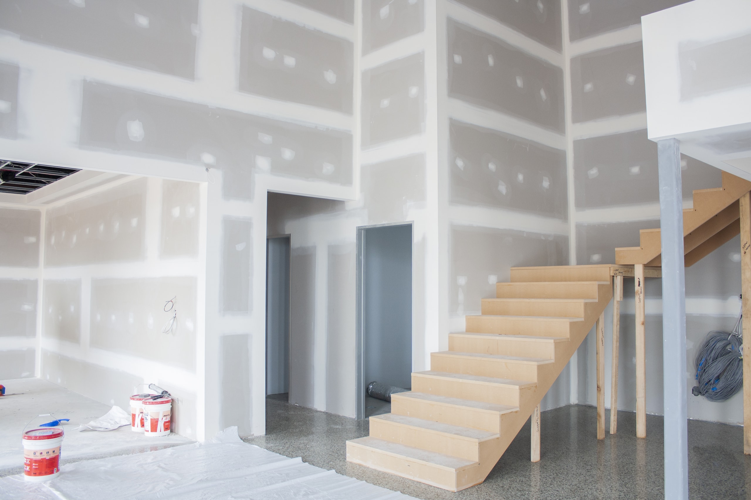 Achieving the perfect Level of Finish to plasterboard walls & ceilings